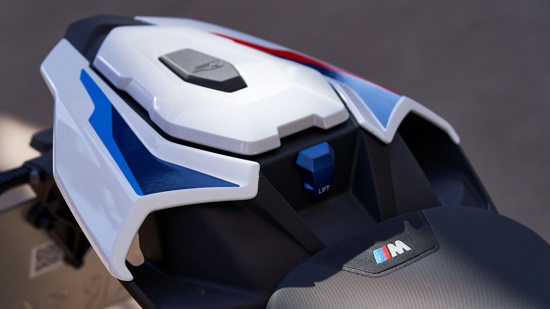 BMW S 1000 R Bike - 165 HP Power, Dynamic Traction, ShiftCam Tech | BMW ...