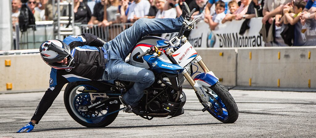 Stunt riders | BMW Motorrad