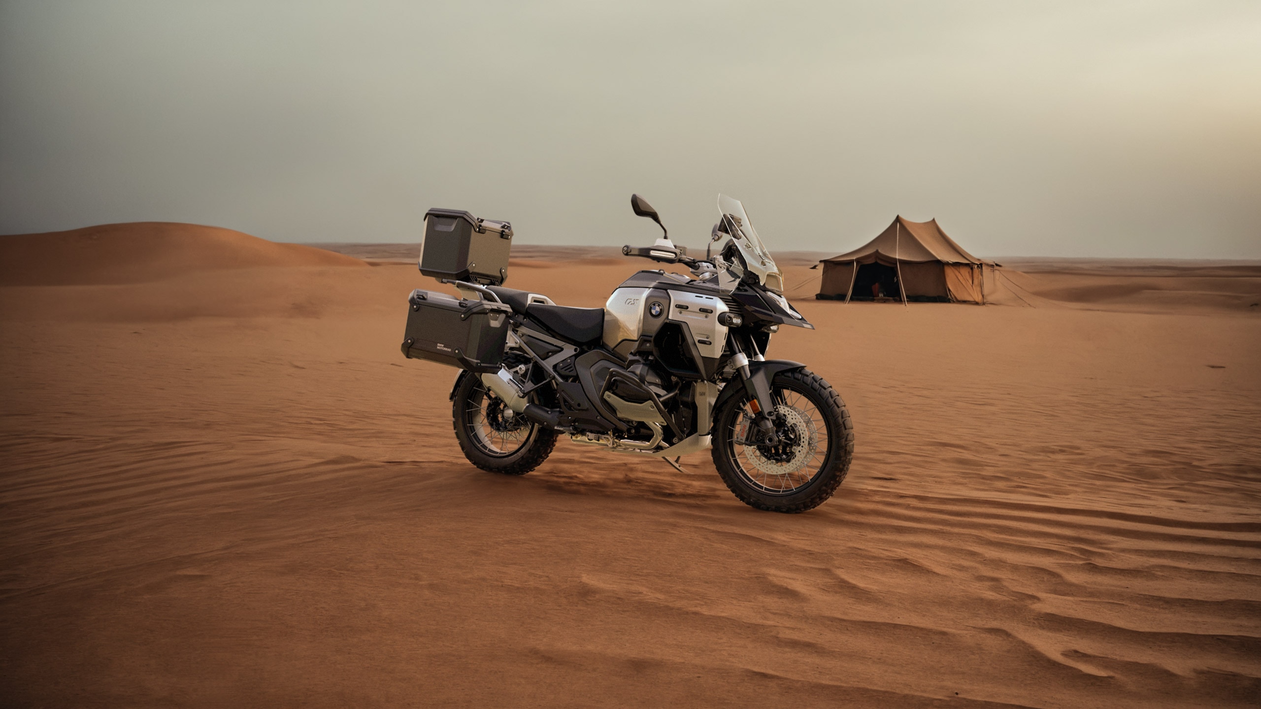 BMW R 1300 GSA Triple Black Variant | R 1300 GS Adventure | BMW Motorrad