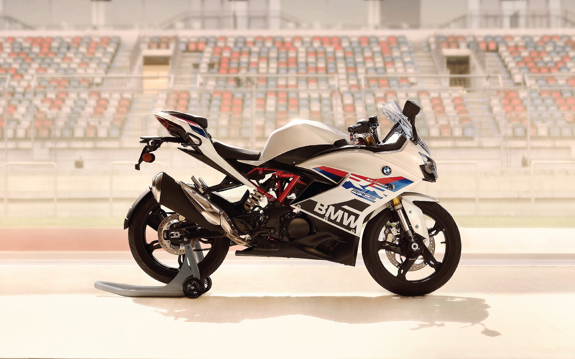 BMW G 310 RR Bike - 313 cc Engine, 4 Riding Modes, TFT Display | BMW ...